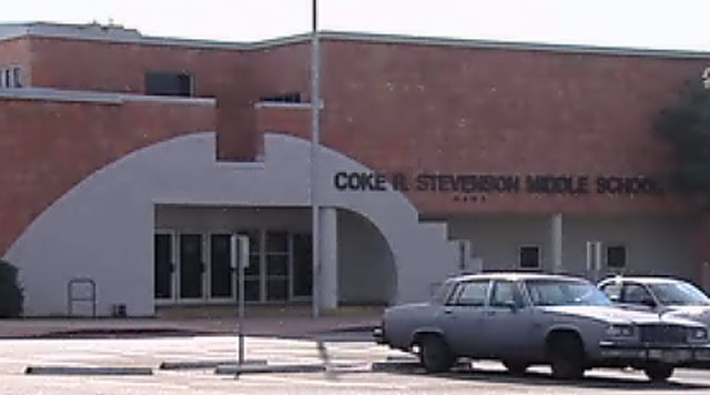 Former Northside ISD teacher accused of indecency with student | kens5.com