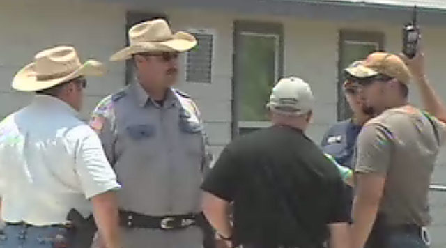 Marshals: Fugitive's run from law ends at southwest-side apartment ...