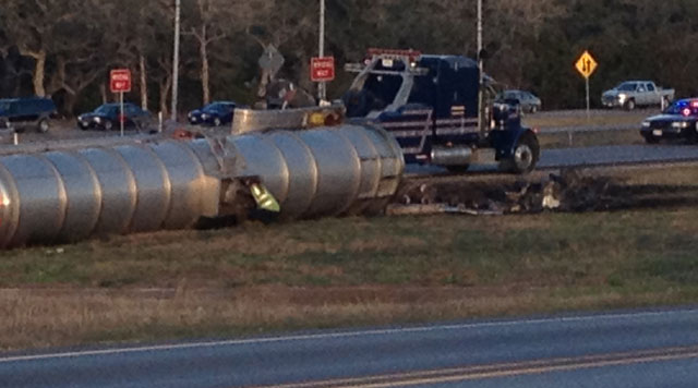 Big-rig crash kills driver, shuts down I-10 during morning commute ...