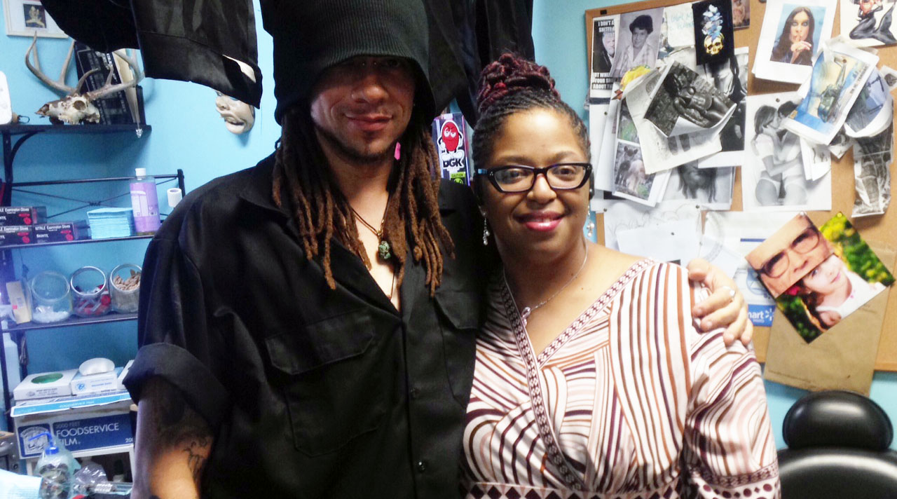 Artist offers free cosmetic nipple tattoos for breast cancer survivors ...