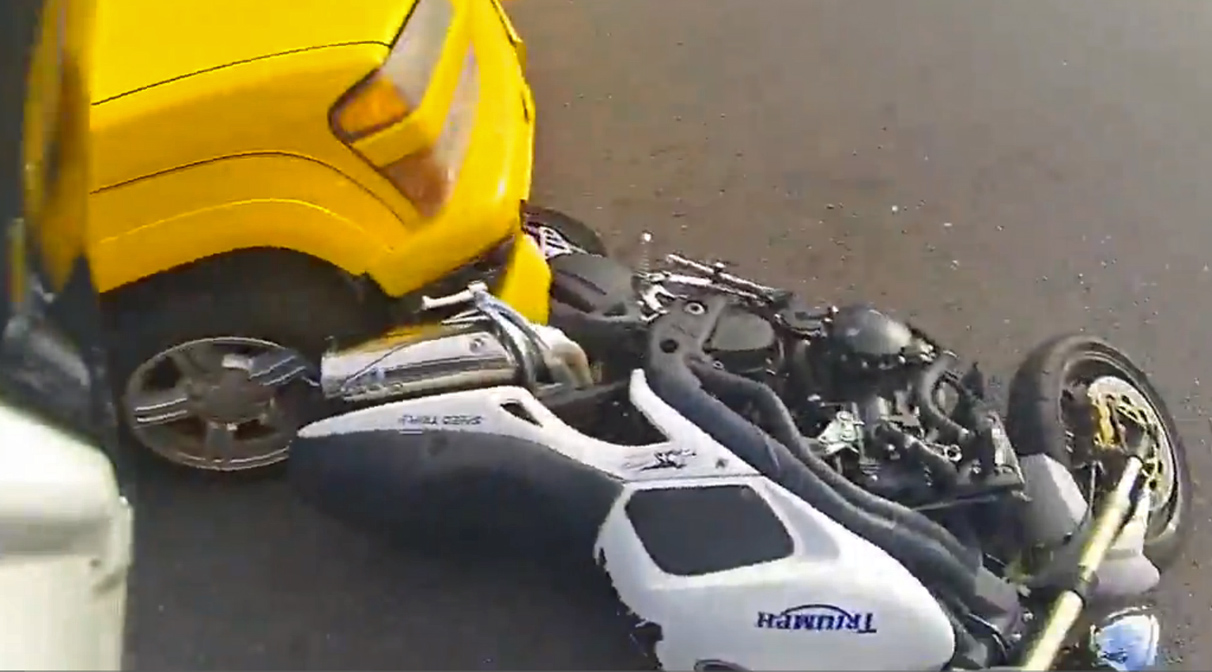 Watch: Motorcyclist flips off driver, gets rear-ended | kens5.com