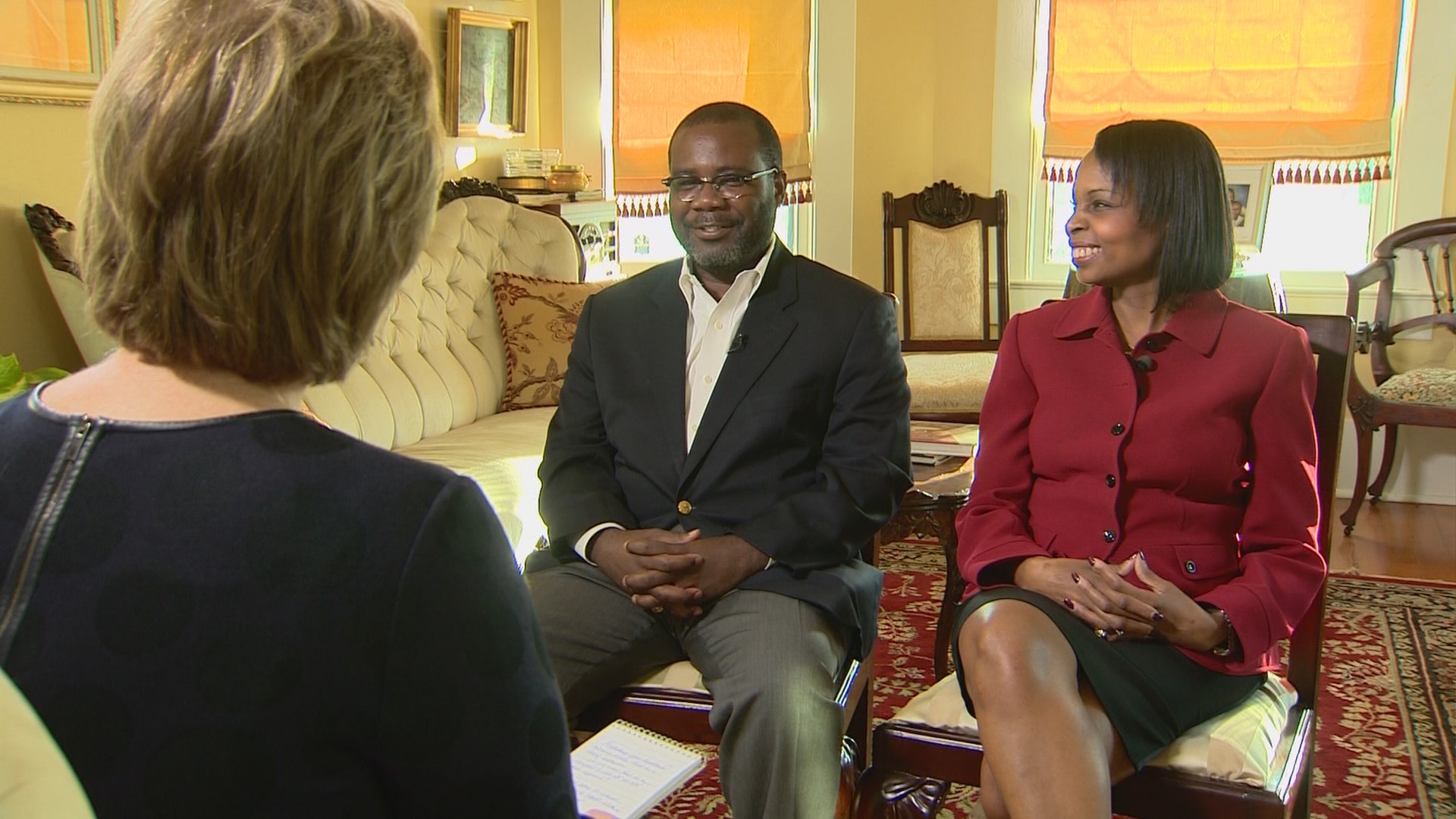 Typically protective Taylor opens up about her family | kens5.com