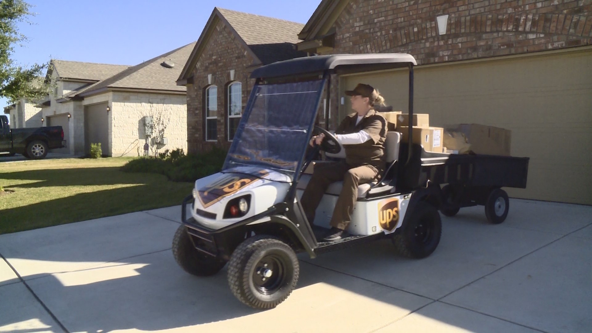 UPS adds golf cart deliveries in Boerne | kens5.com