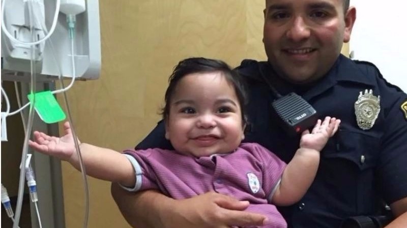 Deputy raises money for son's rare transplant | kens5.com