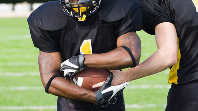 TAPPS Division II/District 3: Holy Cross poised for title run | kens5.com