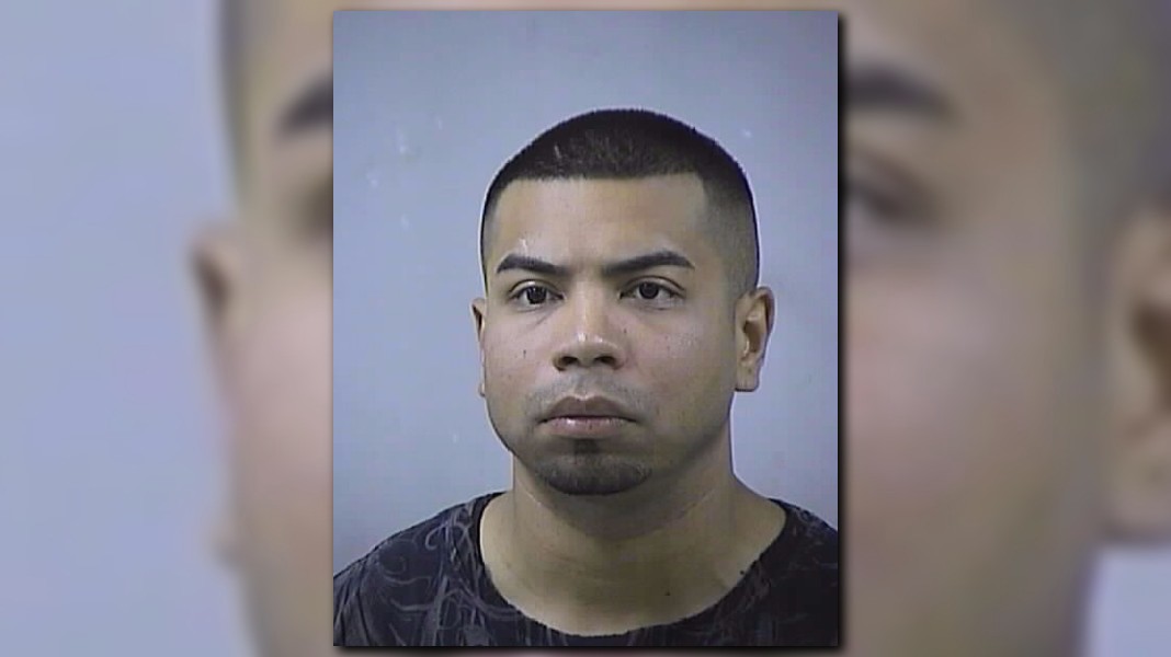 Suspect shot in San Antonio mall robbery identified | khou.com