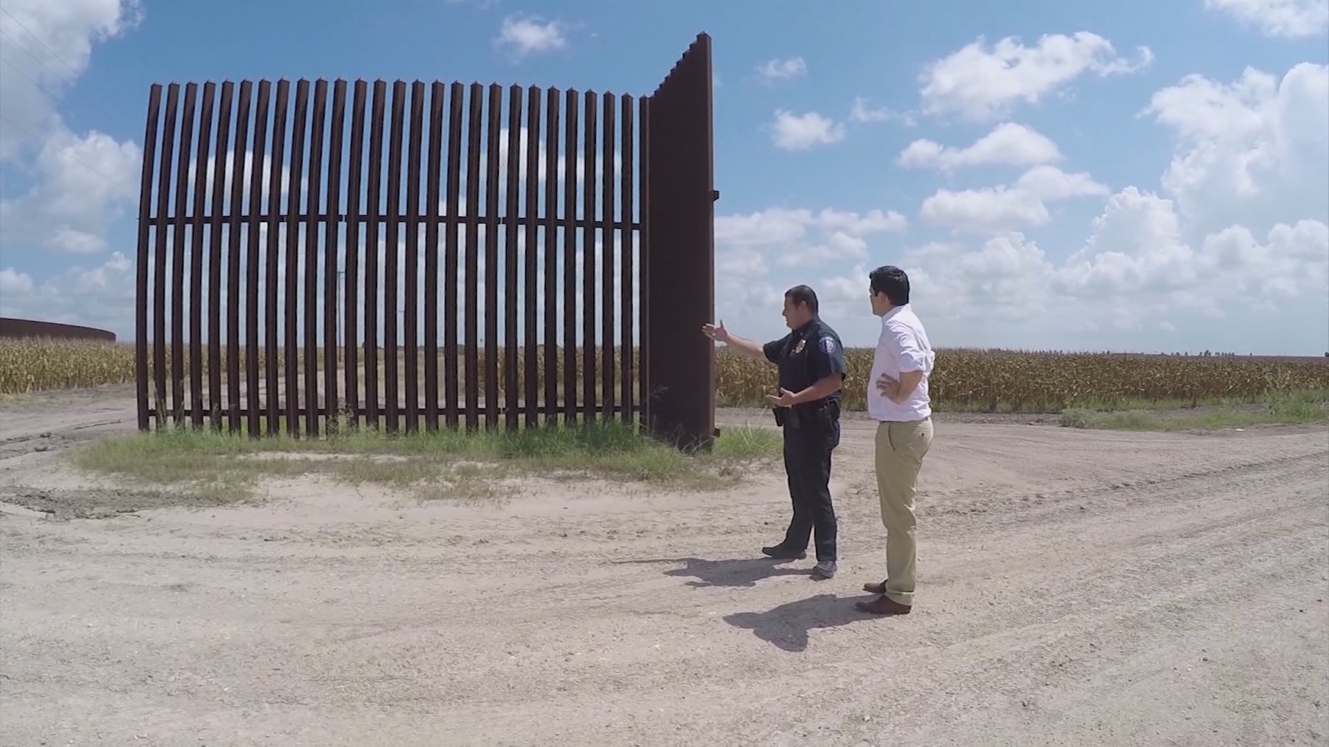 Border Patrol to seal critical border fence gaps with gates and ...